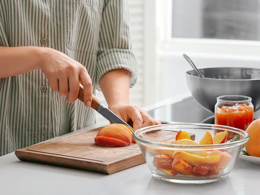 Georgia Peaches | Buy Fresh Georgia Peaches Online | Order Farm-Fresh ...